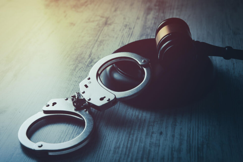 Delito de amenazas: requisitos y consecuencias legales - Álvaro Prieto